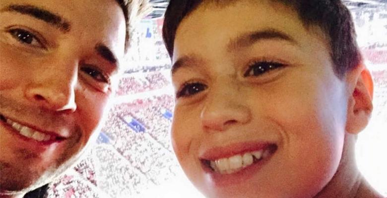 Jean-François Baril partage de rares photos de son fils pour son ...