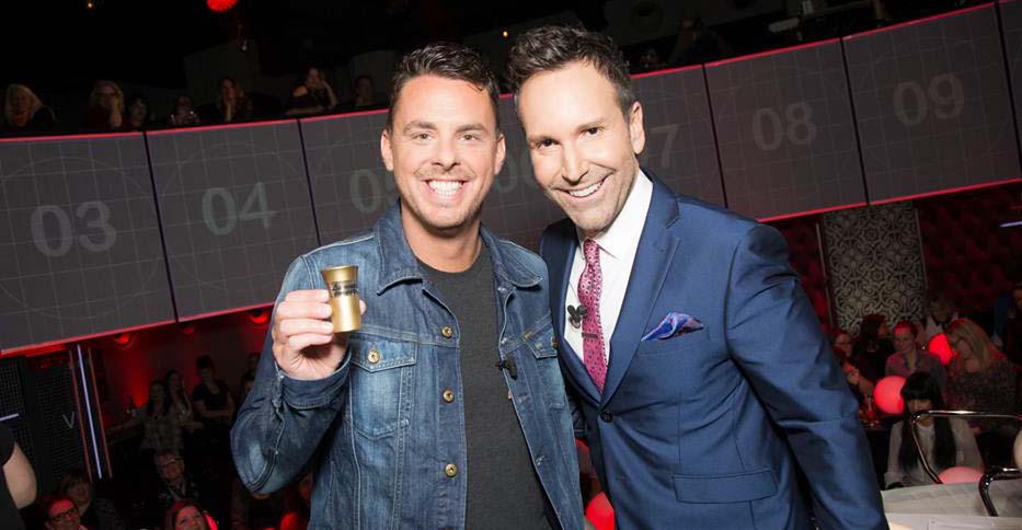 Éric Salvail réagit ENFIN aux propos qu'il est GAI!!! - Vedette Québec