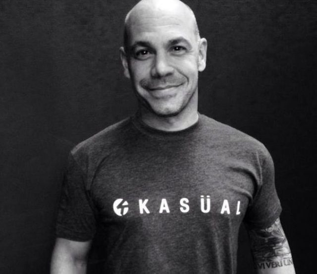 L'humoriste Maxim Martin nous annonce une bonne nouvelle! - Vedette Québec