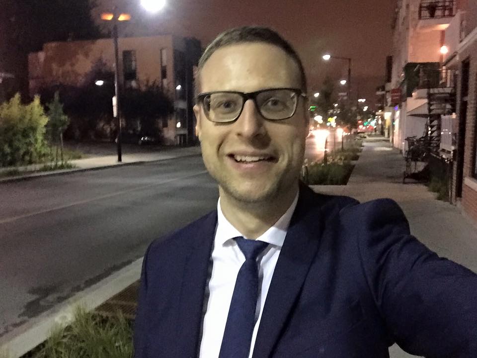 Ce populaire humoriste québécois vient d'apprendre qu'il est AUTISTE ...