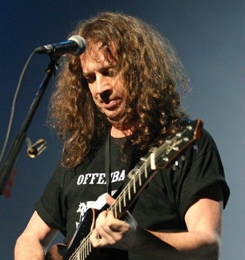 Un membre du groupe Offenbach vient de mourir tragiquement dans les ...