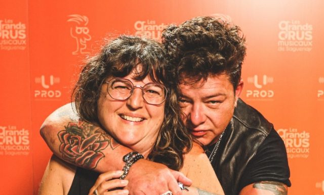 Des photos de la rencontre de Éric Lapointe avec des fans font réagir ...