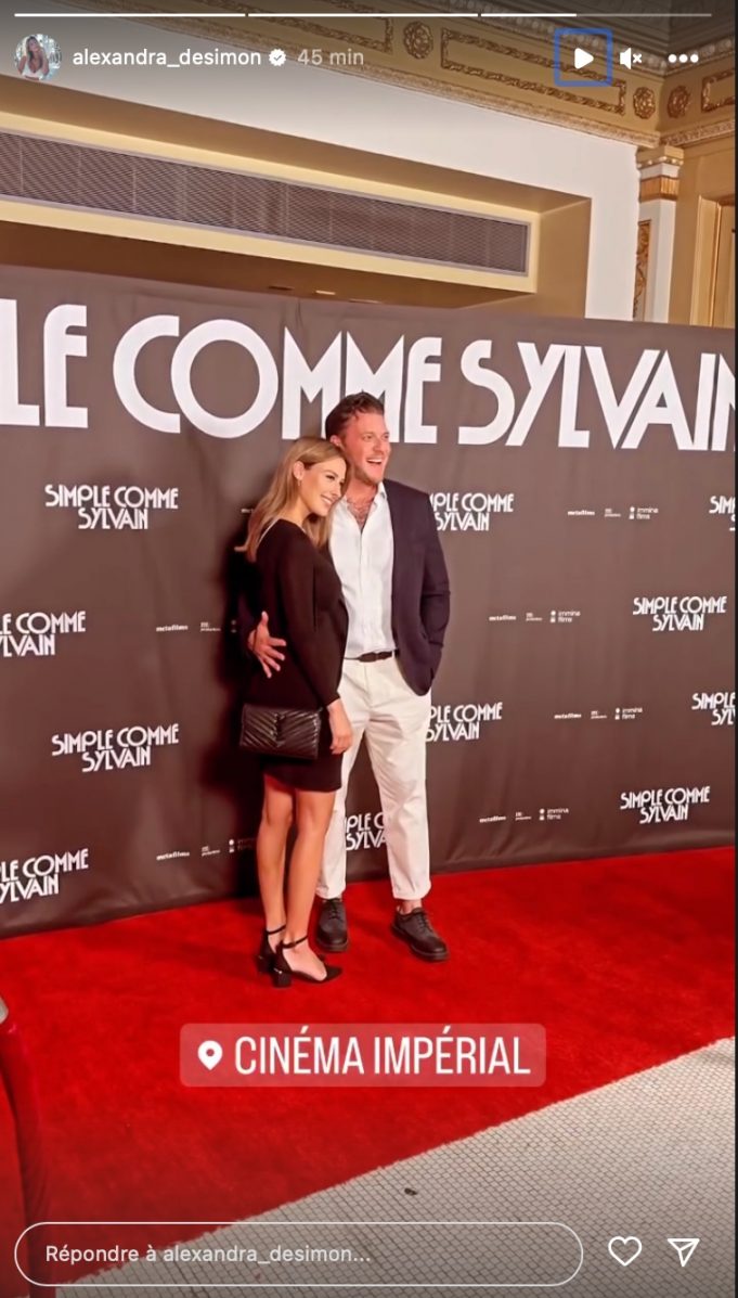 Mathieu Baron et sa blonde font leur première sortie sur le tapis rouge et les réactions sont ...