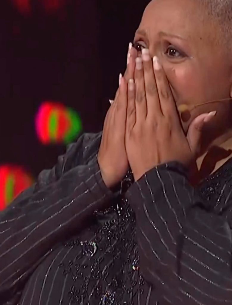 Un moment précis du retour d'En Direct de L'Univers fait réagir partout ...