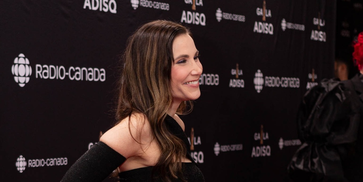 Annie-Soleil Proteau sort et réagit aux coupures de TVA en direct sur ...