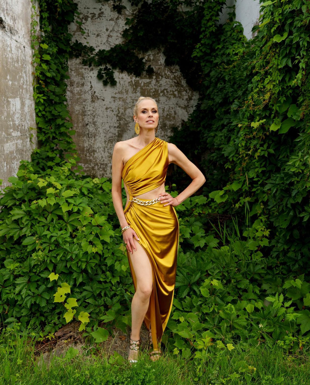 Le look d'Anouk Meunier pour la finale de Chanteurs Masqués provoque beaucoup de réactions ...