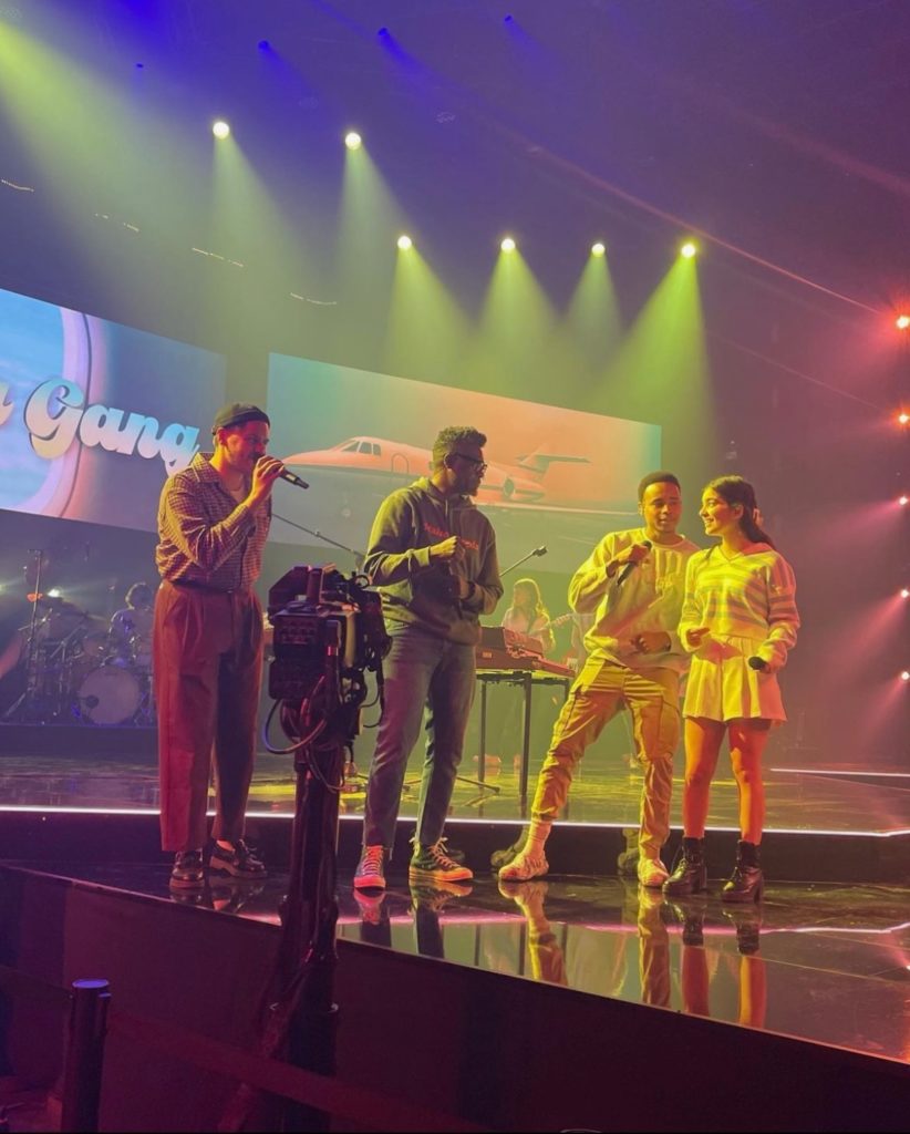 Découvrez de nouvelles photos de l'envers du décor de la nouvelle ...