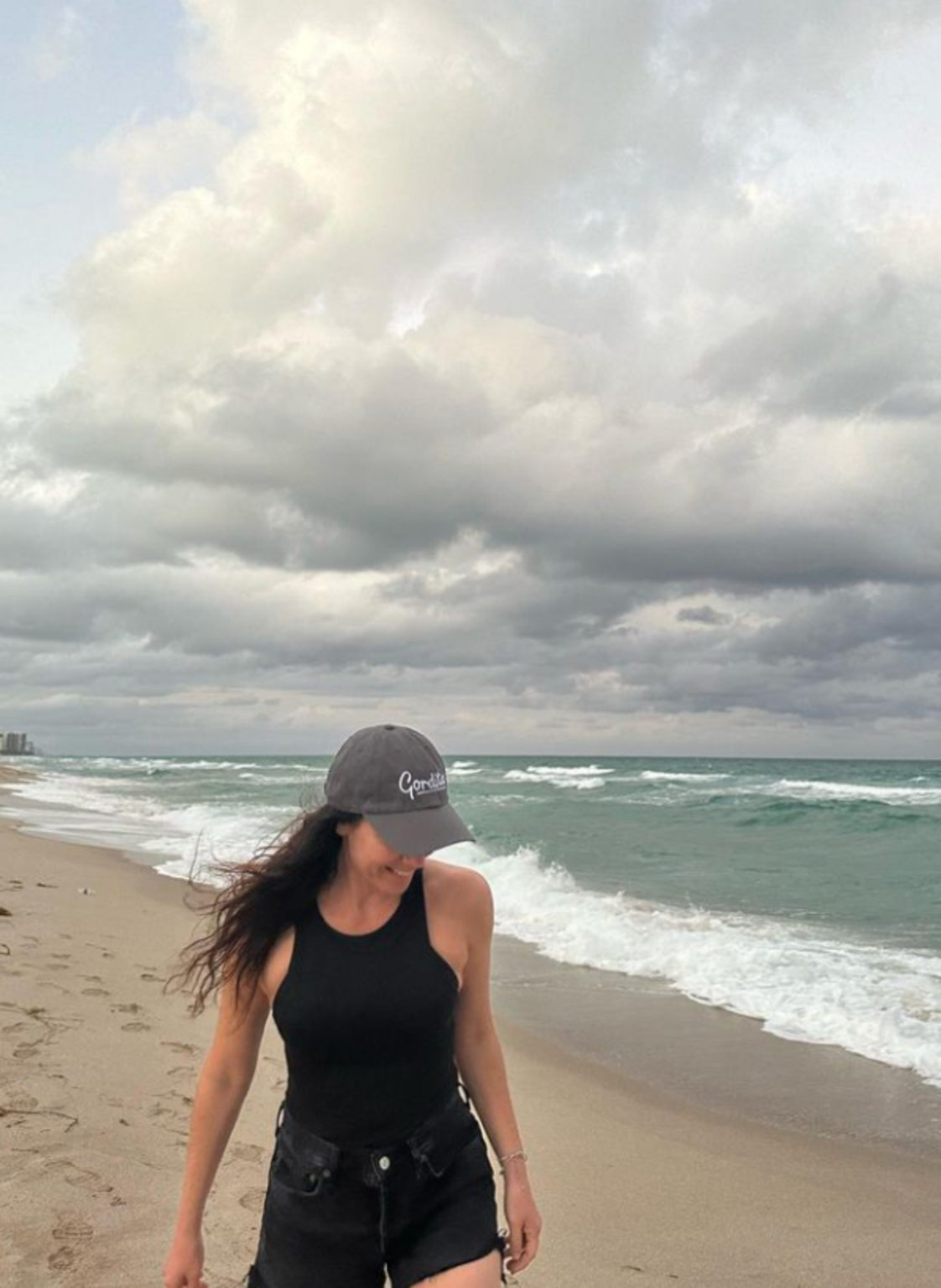 Mélissa Désormeaux-Poulin partage des images de son voyage loin du Québec - Vedette Québec