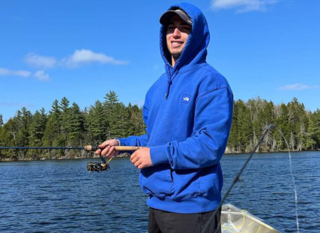Jean-François Baril partage de rares photos de son fils pour son ...