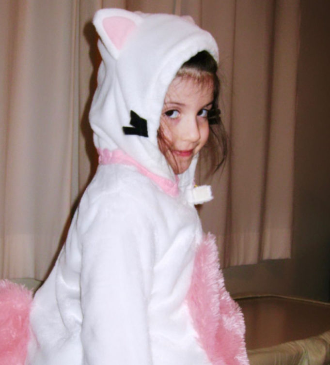 Élyse Marquis partage de rares photos de sa fille pour ses 20 ans ...