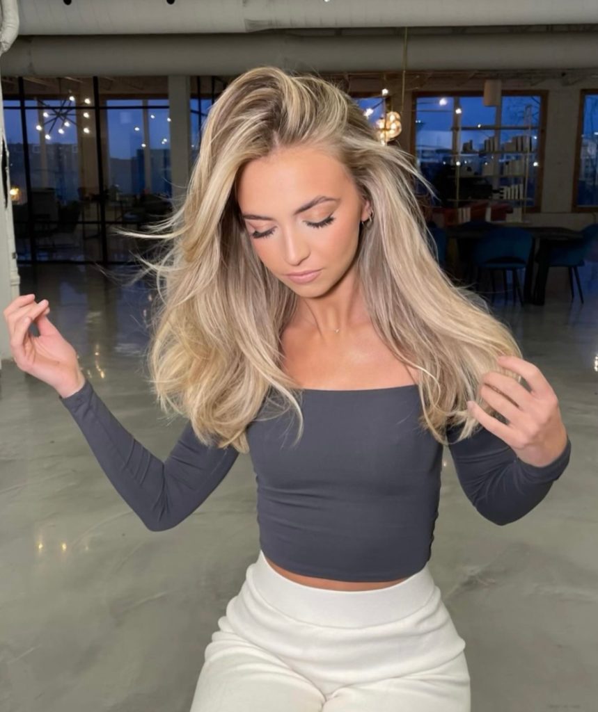 Ludivine Reding de STAT passe chez le coiffeur et dévoile ses nouveaux ...