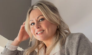 Mitsou partage une rare photo avec sa maman pour la fête des Mères ...