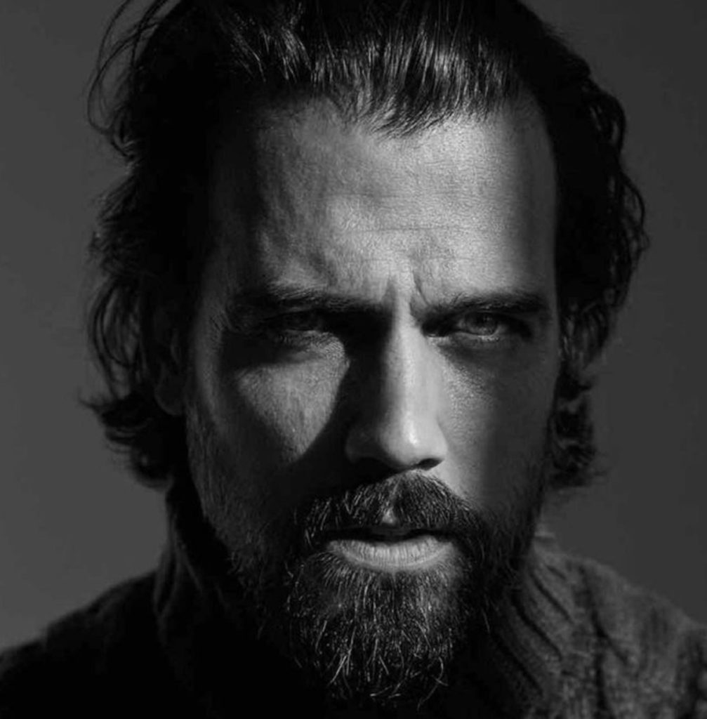 Découvrez 11 photos du comédien Thomas Beaudoin de STAT - Vedette Québec