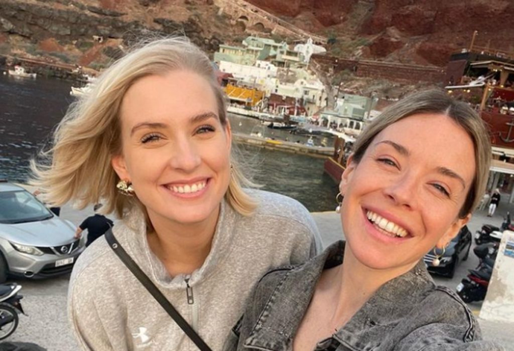 Sabrina Cournoyer partage de nouvelles photos de son voyage avec une ...