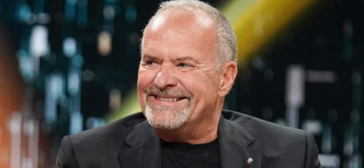 Pierre Houde présente sa fille a Bonsoir Bonsoir et elle ressemble ...
