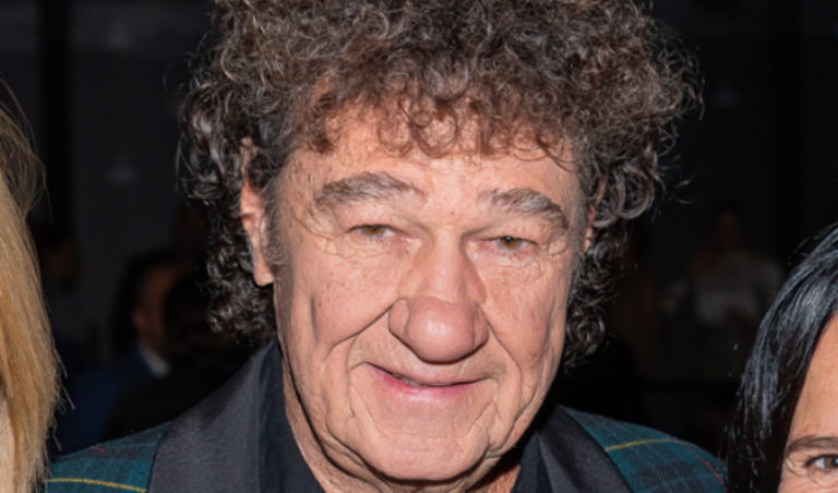 Robert Charlebois annonce qu’il est en deuil depuis quelques heures ...