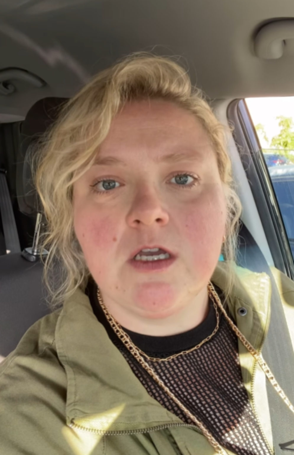 Debbie Lynch-White fait une précision sur son prochain rôle - Vedette ...