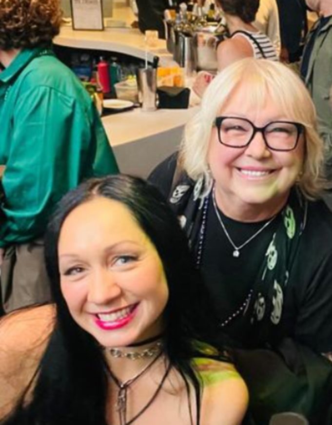 Johanne Blouin sort et dévoile qu'elle va se marier en 2025 - Vedette ...