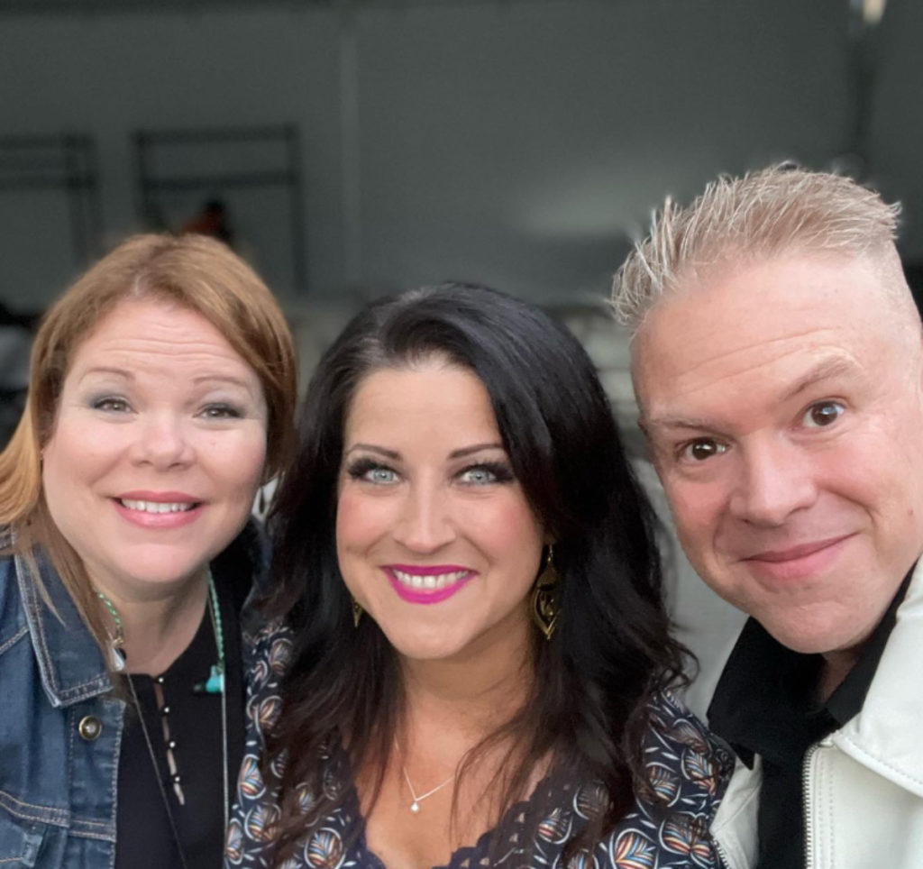 Marie-Élaine Thibert publie une rare photo avec son chum et les ...