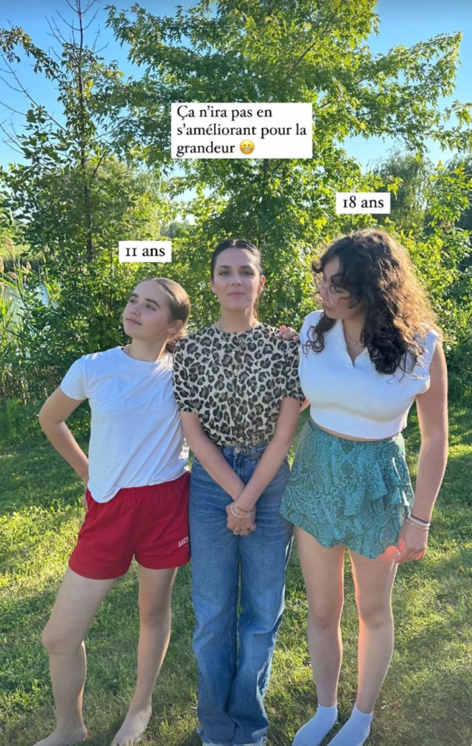Mélissa Désormeaux-Poulin pose avec ses 2 filles de 11 et 18 ans et ...