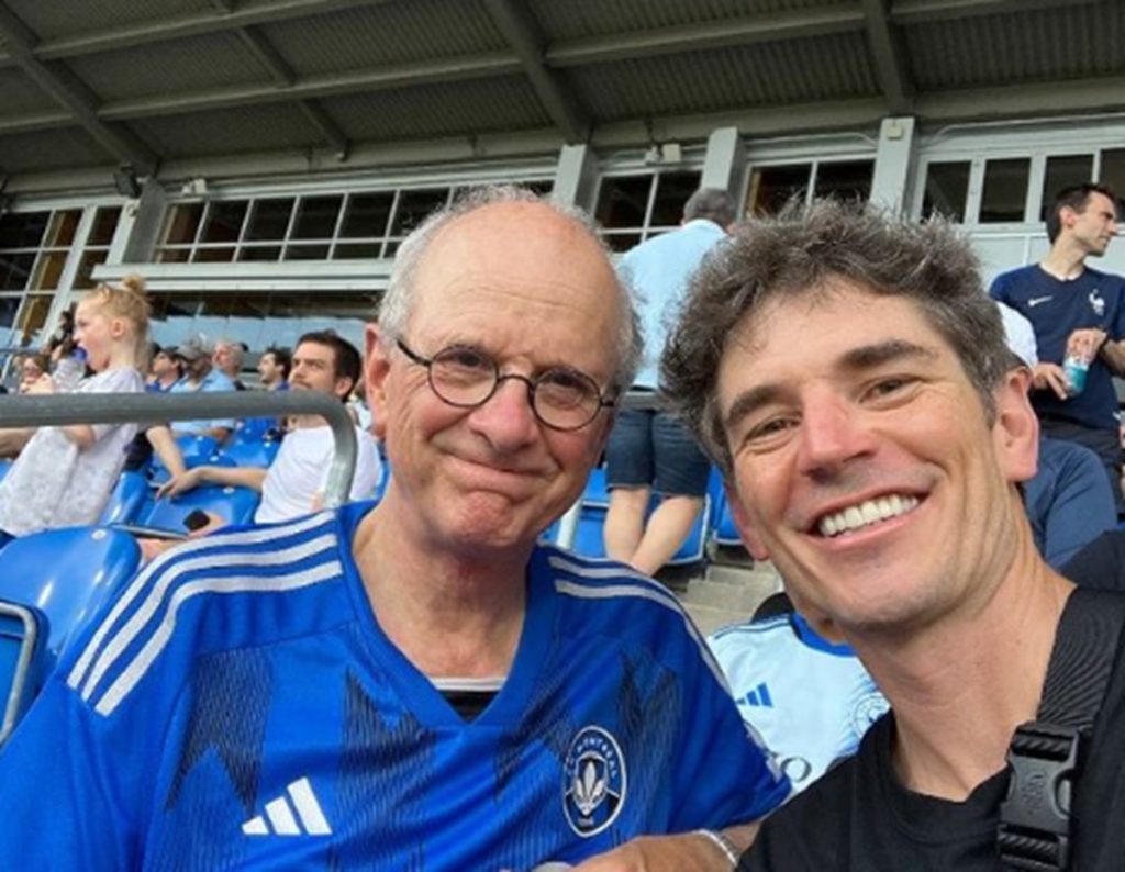 Sébastien Delorme partage une photo de sa pause pendant le tournage de ...