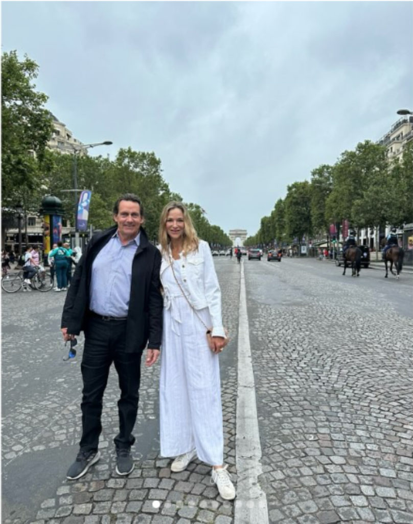 La blonde de Pierre-Karl Péladeau partage toutes les photos de leur ...