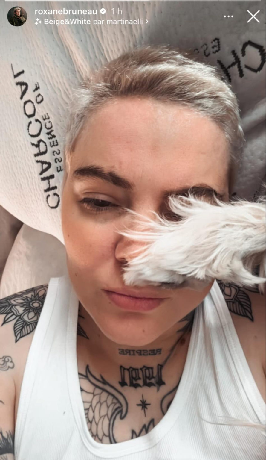 Roxane Bruneau publie une photo de ses nouveaux cheveux très courts ...