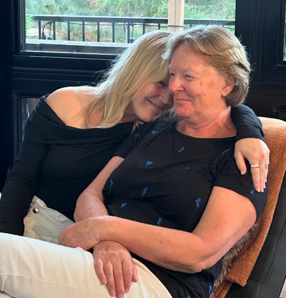 Julie Bélanger célèbre ses 50 ans et partage toutes les photos de sa ...