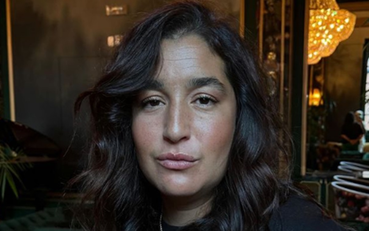 Mariana Mazza passe chez le coiffeur et change de look - Vedette Québec
