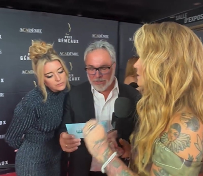 Christian Bégin fait sa première sortie avec sa blonde connue sur le ...
