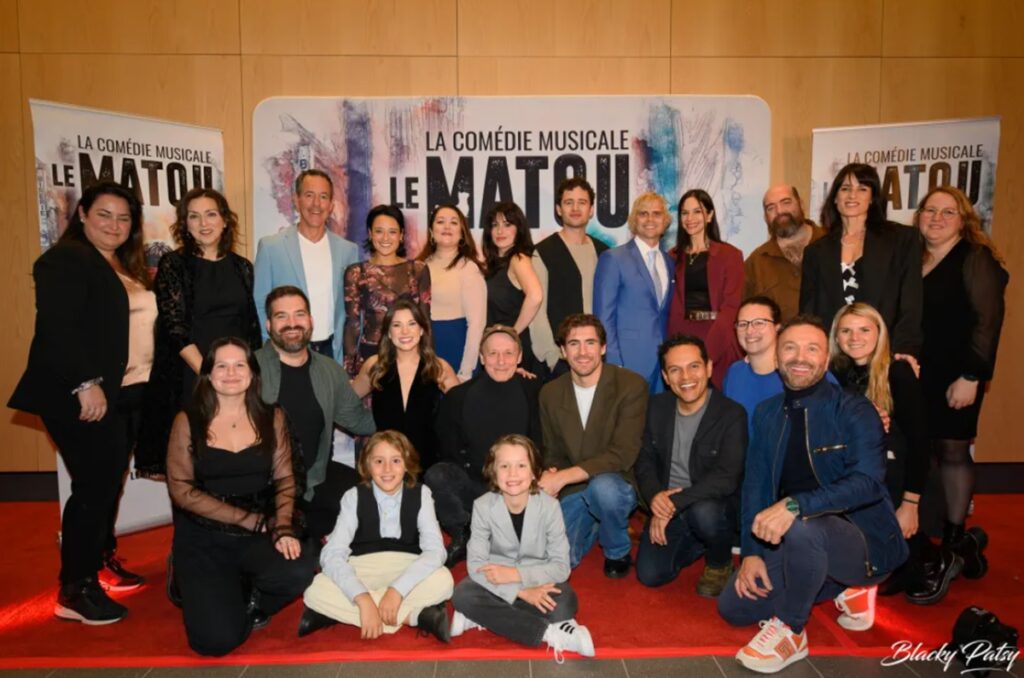 Découvrez toutes les photos du tapis rouge de la première de Le Matou ...