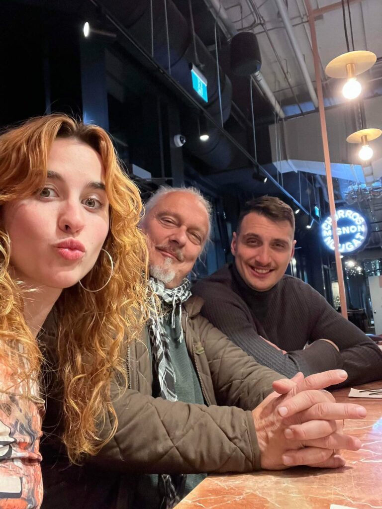 Découvrez la fille de Normand D’Amour avant son passage à En direct de l’univers - Vedette Québec