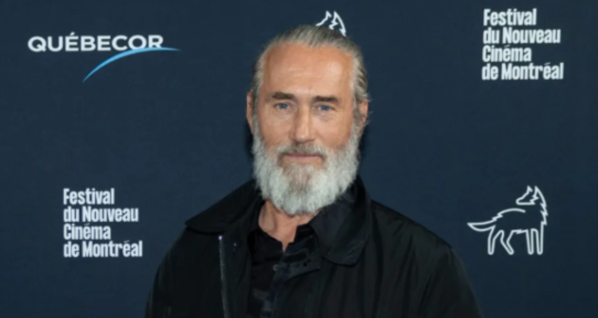 Découvrez toutes les photos de Roy Dupuis sur le tapis rouge à la ...