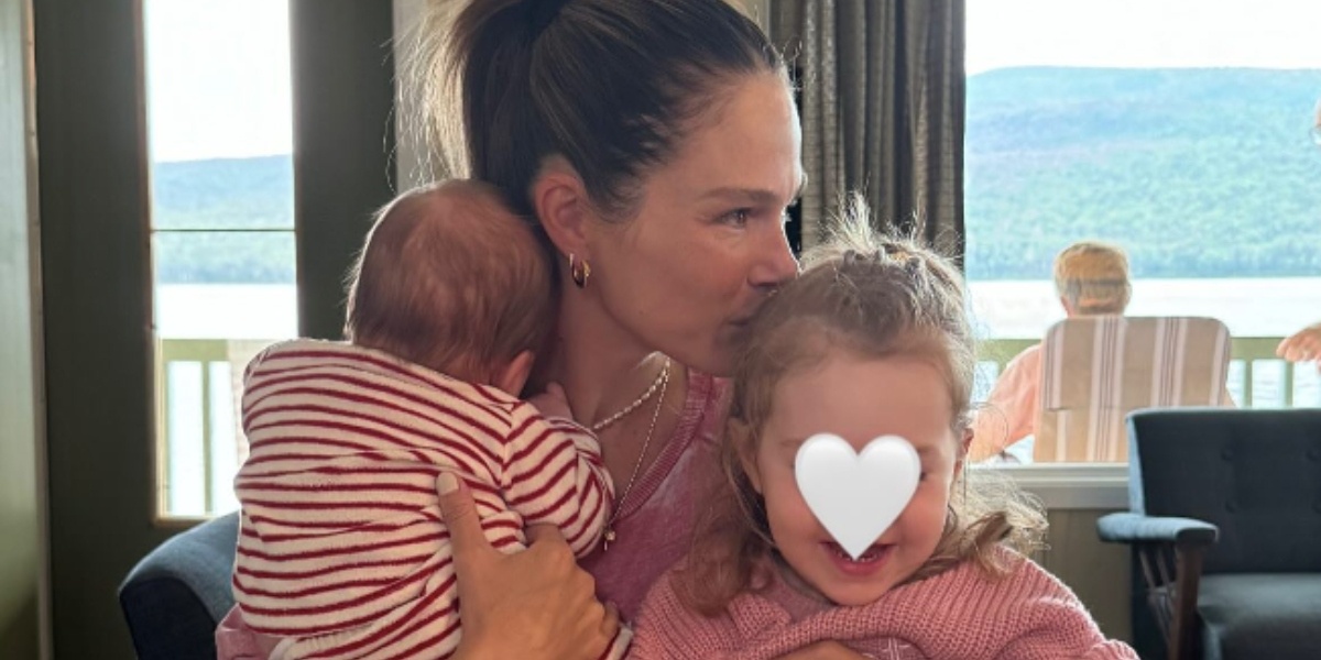 Maripier Morin publie une première photo du visage de son bébé Henri ...