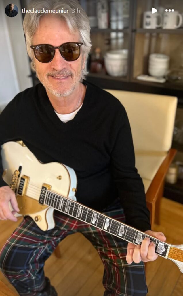 Claude Meunier s'est fait un cadeau de Noël et voyez de quoi il s'agit ...