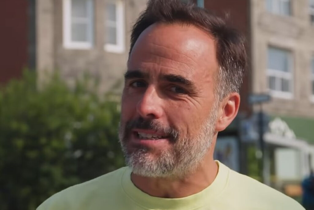 Sébastien Benoît annonce les invités à son émission - Vedette Québec