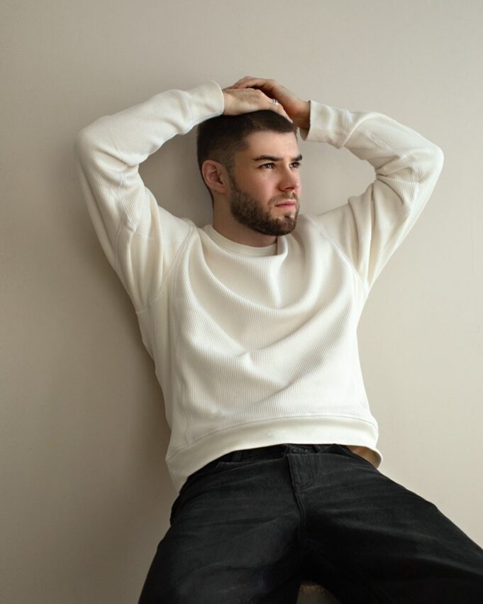 Julie Perreault prend des photos de son fils Thomas en 2024 et il a ...