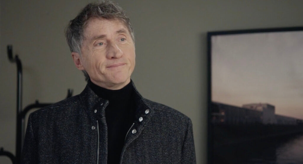 Emmanuel Bilodeau fait une précision sur son rôle dans STAT - Vedette ...