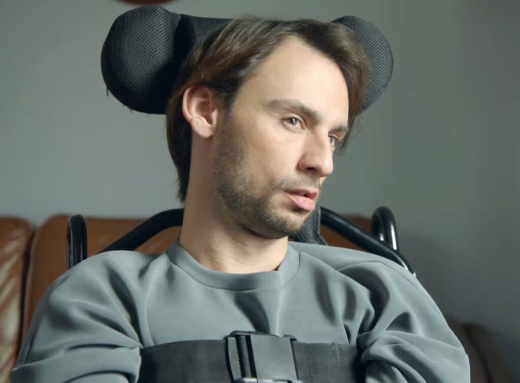 Le nouveau personnage dans STAT est un ami proche d’une comédienne de ...