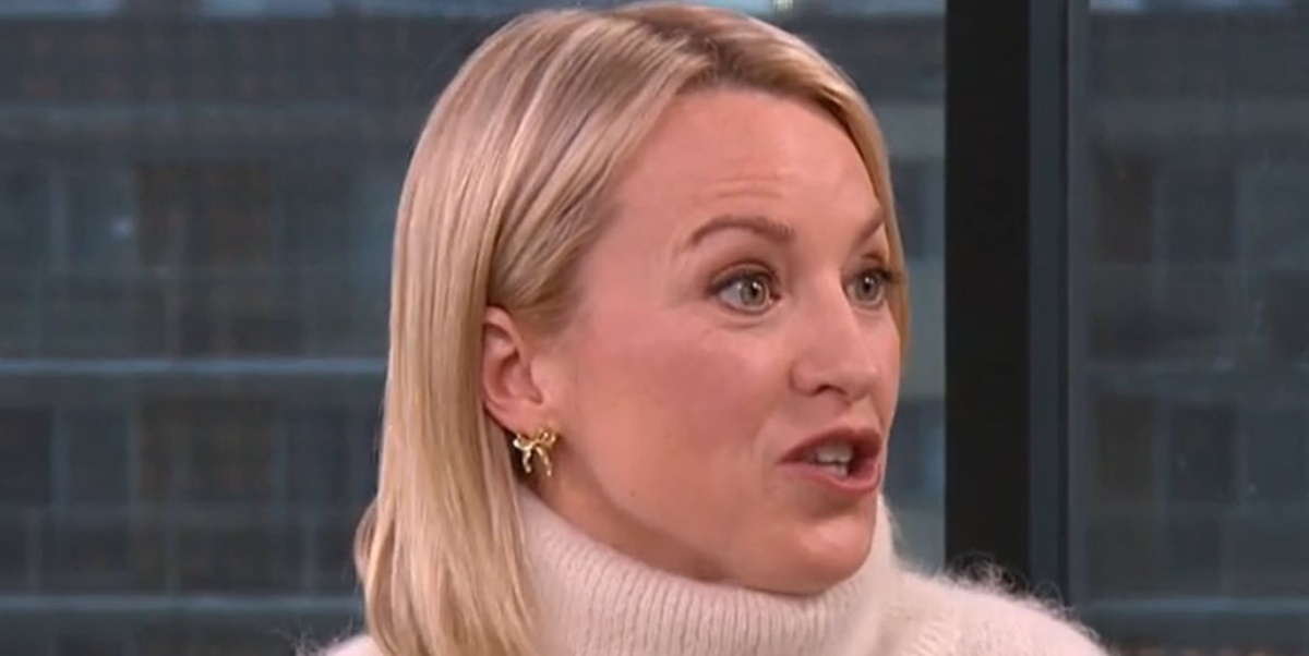 Emily Begin sort et fait une précision sur son nouveau rôle dans ...