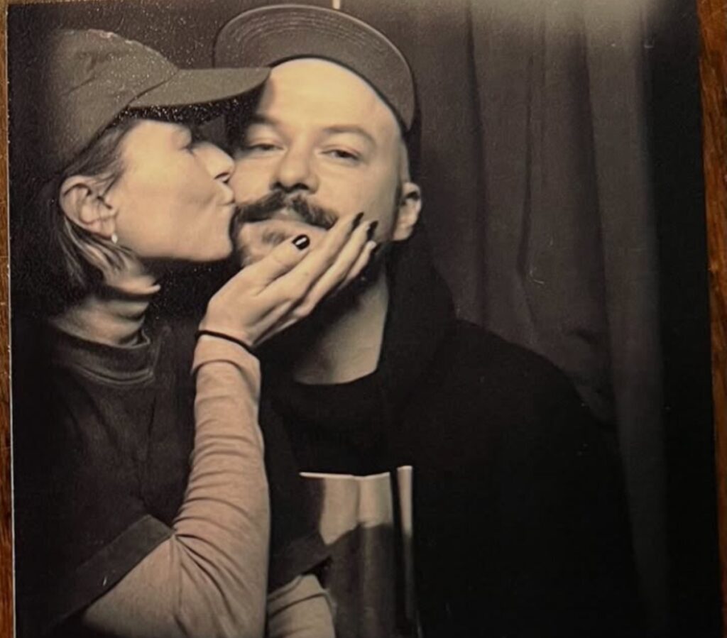 Le chum de Sarah-Jeanne Labrosse publie une rare photo avec son ...