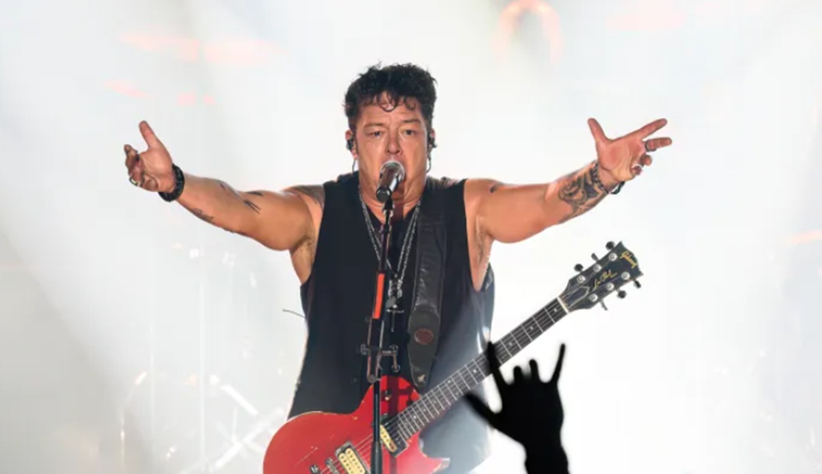 Éric Lapointe envoie un message à ses fans pour le lancement de son nouvel album - Vedette Québec