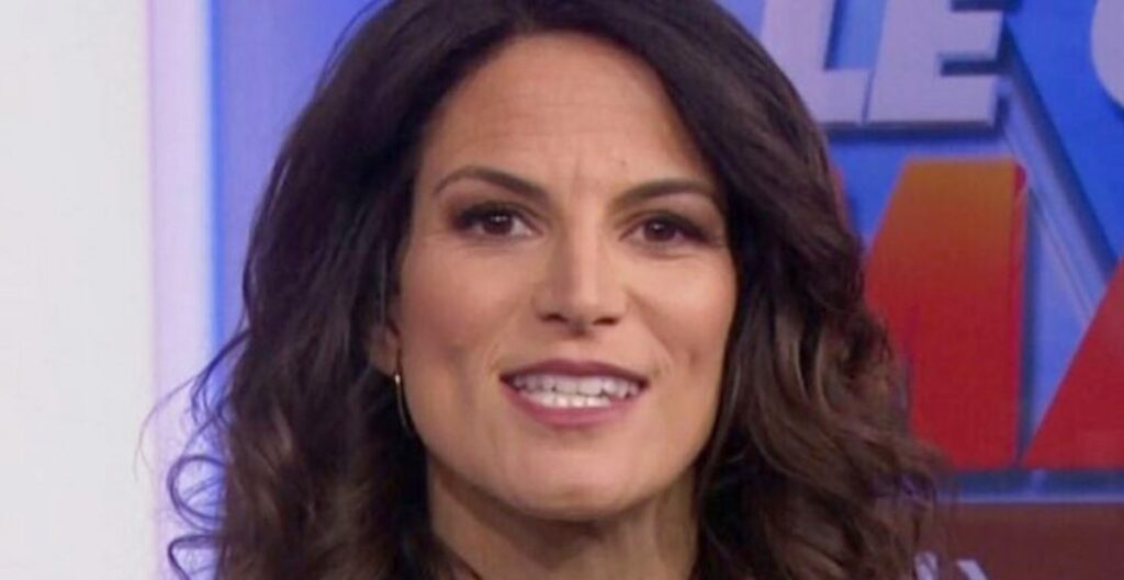 Julie Marcoux fait une précision avant son arrivée comme cheffe d'antenne à TVA - Vedette Québec