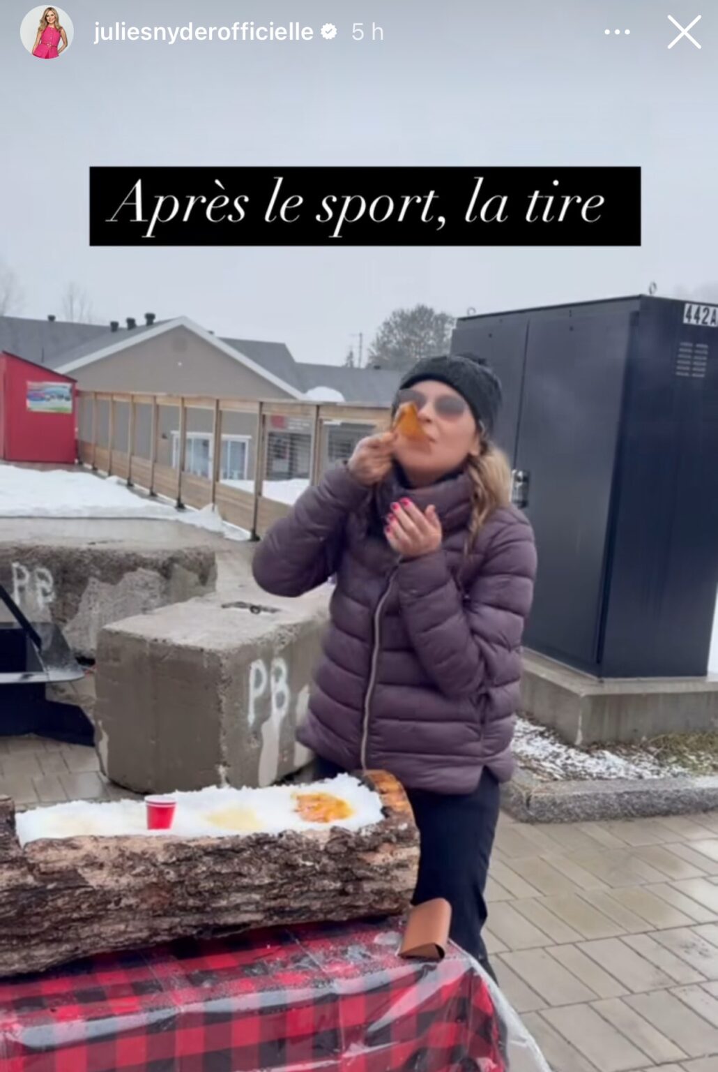Julie Snyder fait du sport pour la première fois en 2025 et ça ne s'est ...