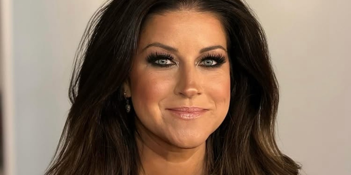 Marie-Élaine Thibert fait réagir avec son look de tapis rouge pour le ...