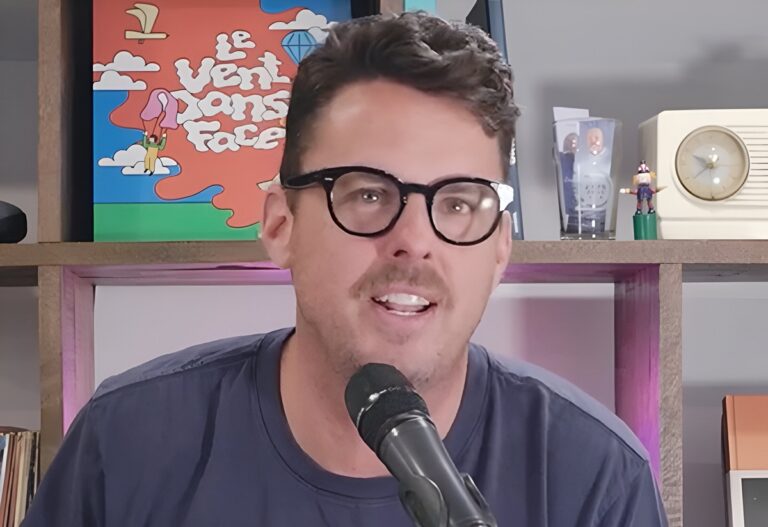 Philippe Bond est pris dans une controverse après son retour - Vedette ...