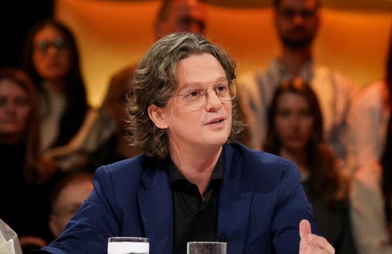 Pierre-Yves McSween fait une précision sur son nouveau projet - Vedette ...