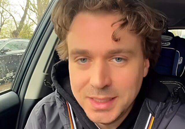 L'humoriste Arnaud Soly annonce qu'il est en deuil depuis quelques ...