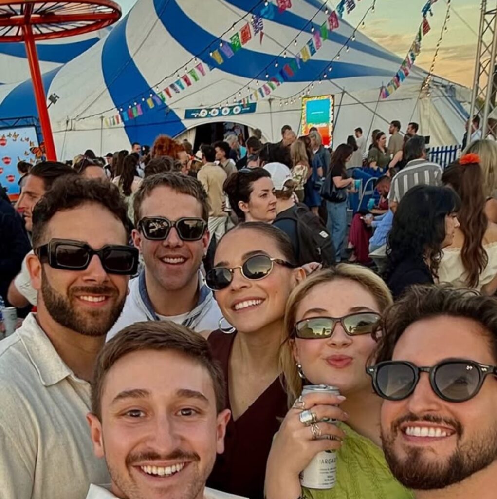 La blonde de Lou-Pascal Tremblay de STAT publie de rares photos avec ...