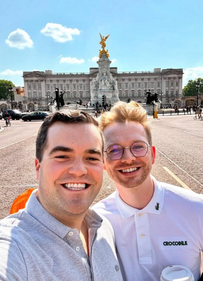 Simon Philibert de TVA partage toutes les photos de son voyage loin du ...